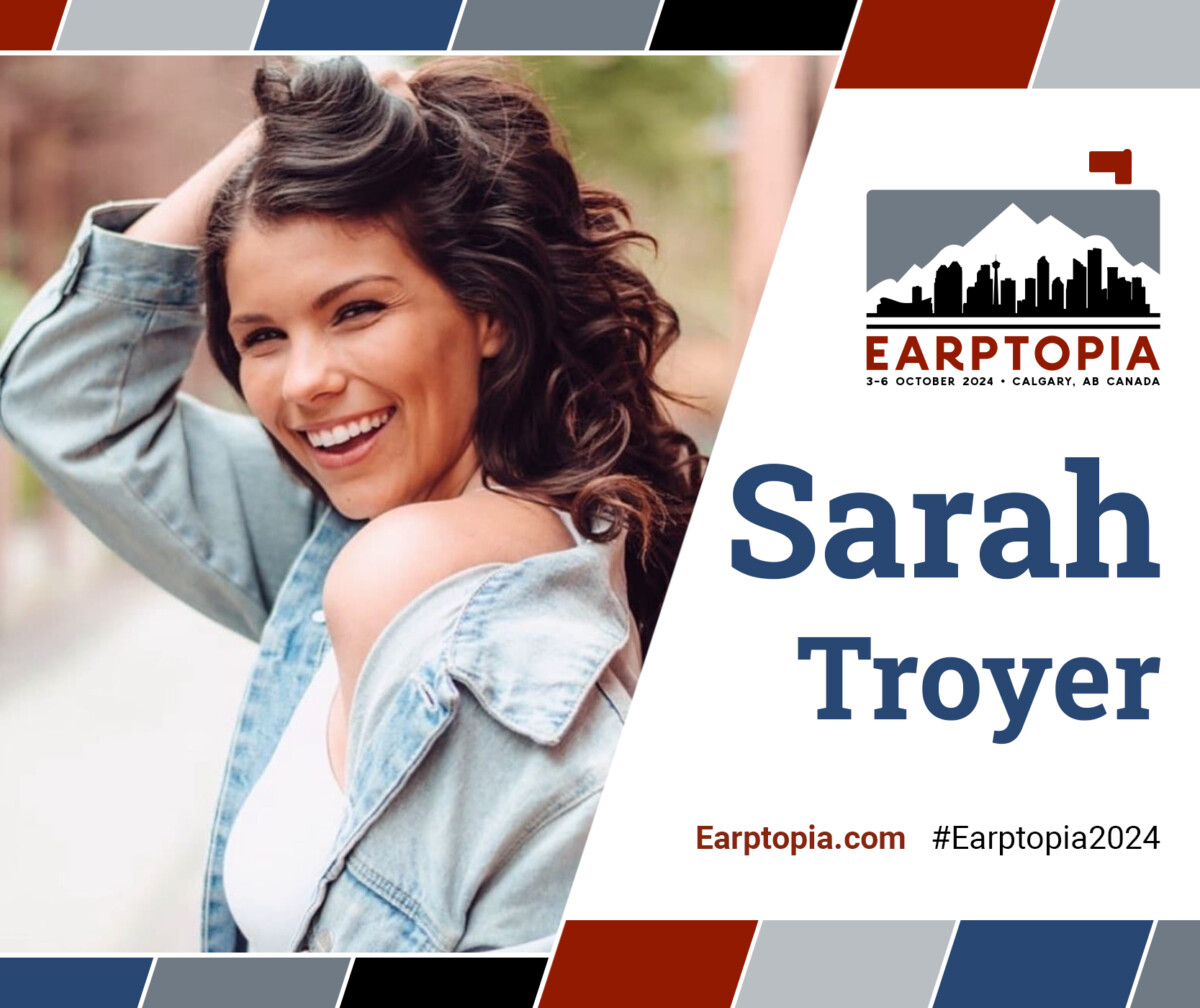 Sarah Troyer will get off the bus to make her con debut at Earptopia! - Earptopia
